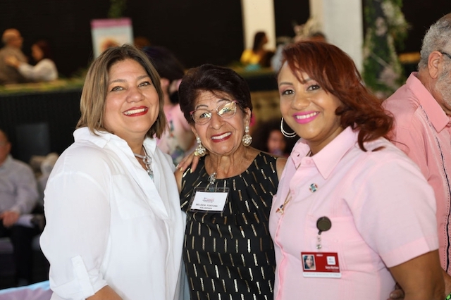 Dominicanos en Tampa celebran el Día de las Madres - Periódico Diáspora ...