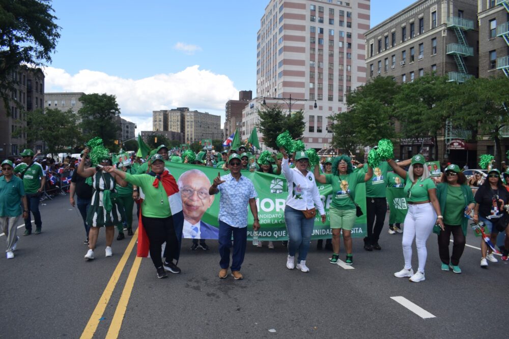 Morrobel elogia "civismo" exhibido en Parada Dominicana de el Bronx ...