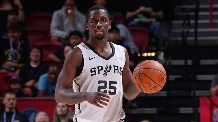 Dominicano David Jones-García debuta oficialmente en la NBA - Periódico ...